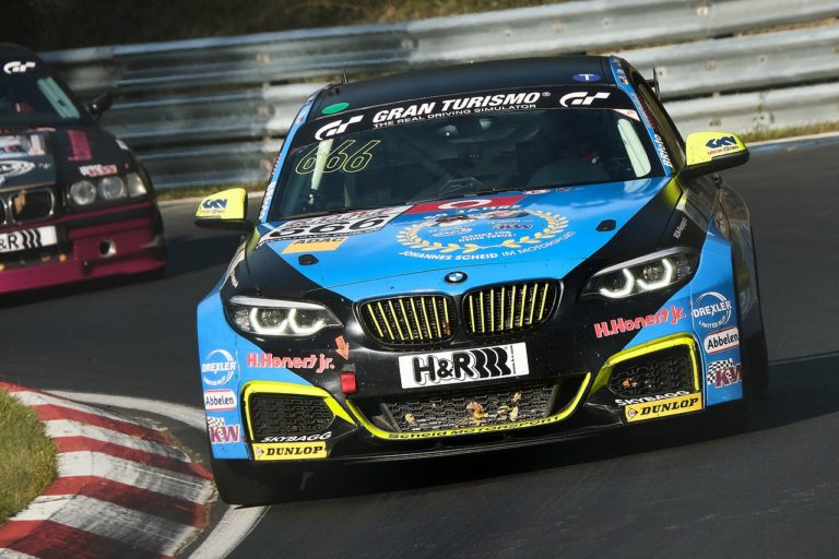 Female Racers Take 25 Hours of Thunderhill by Storm